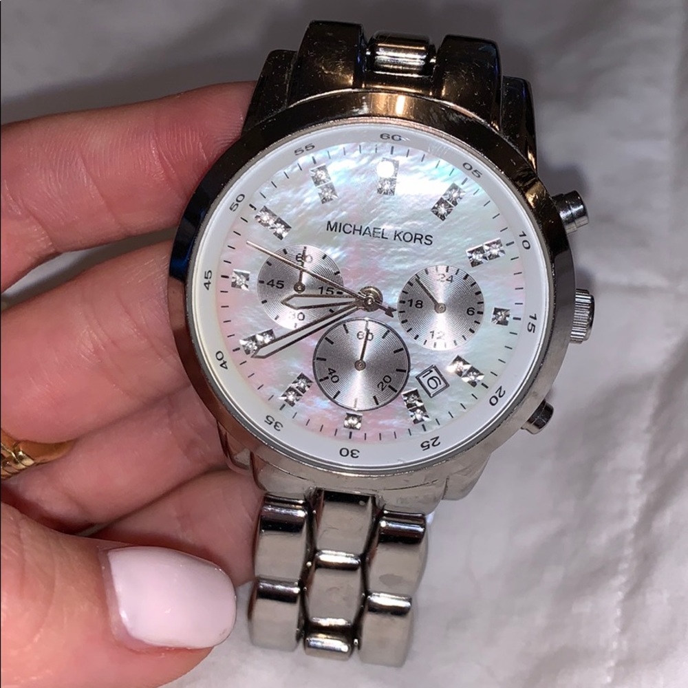 Michael Kors Silver Watch- Rare Limited Edition - Gem
